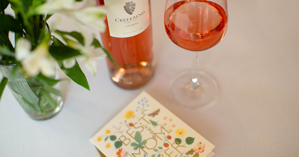 Oliver Winery | Inspiration & Pairings | Treat Mom to a Sip of Oliver